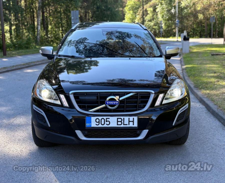 Melns Volvo XC60 2011 Tallina, ar dzinēja tilpumu 2.40 L un nobraukumu 383 tūkst. km par 7390 €, foto 4 vietnē AUTOMOTO.COM.LV