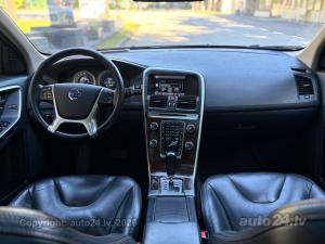 Melns Volvo XC60 2011 Tallina, ar dzinēja tilpumu 2.40 L un nobraukumu 383 tūkst. km par 7390 €, foto 12 vietnē AUTOMOTO.COM.LV