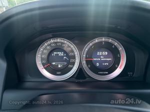 Melns Volvo XC60 2011 Tallina, ar dzinēja tilpumu 2.40 L un nobraukumu 383 tūkst. km par 7390 €, foto 20 vietnē AUTOMOTO.COM.LV