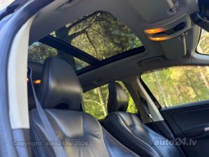 Melns Volvo XC60 2011 Tallina, ar dzinēja tilpumu 2.40 L un nobraukumu 383 tūkst. km par 7390 €, foto 21 vietnē AUTOMOTO.COM.LV