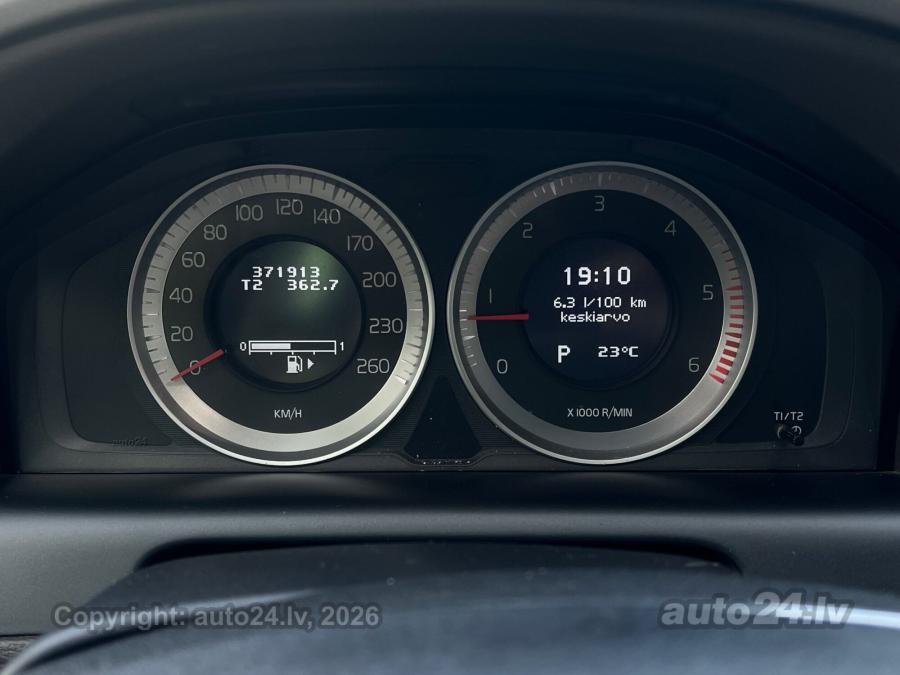 Черный Вольво ХС60 2011 в Таллин, объемом двигателя 2.40 л и пробегом 372 тыс. км за 7490 €, фото 20 на AUTOMOTO.COM.LV