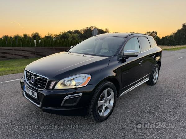 Melns Volvo XC60 2011 Tallina, ar dzinēja tilpumu 2.40 L un nobraukumu 275 tūkst. km par 10990 €, foto 1 vietnē AUTOMOTO.COM.LV