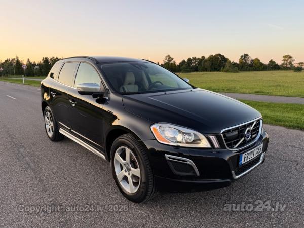 Melns Volvo XC60 2011 Tallina, ar dzinēja tilpumu 2.40 L un nobraukumu 275 tūkst. km par 10990 €, foto 3 vietnē AUTOMOTO.COM.LV