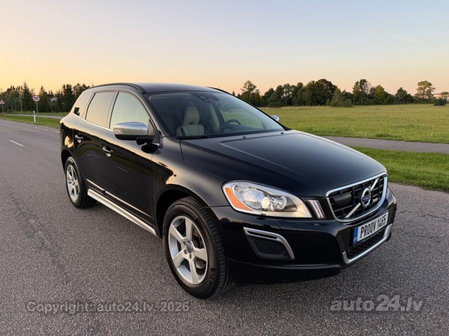 Melns Volvo XC60 2011 Tallina, ar dzinēja tilpumu 2.40 L un nobraukumu 275 tūkst. km par 10990 €, foto 4 vietnē AUTOMOTO.COM.LV