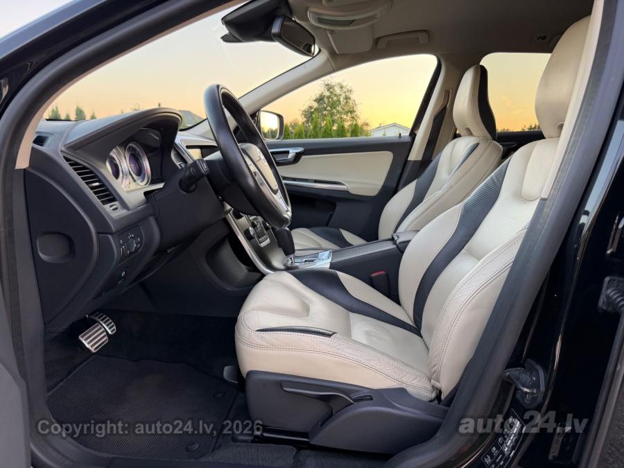 Melns Volvo XC60 2011 Tallina, ar dzinēja tilpumu 2.40 L un nobraukumu 275 tūkst. km par 10990 €, foto 7 vietnē AUTOMOTO.COM.LV