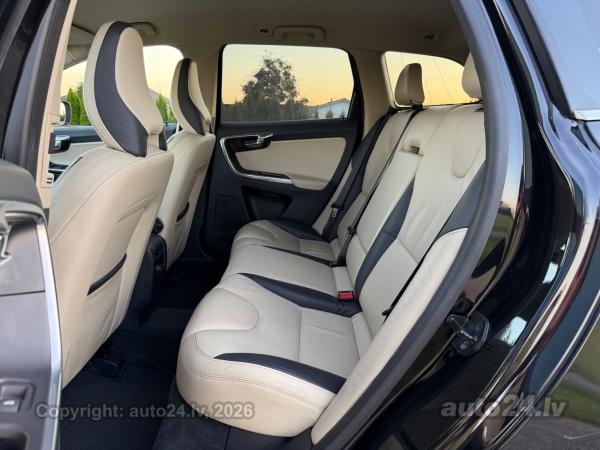 Melns Volvo XC60 2011 Tallina, ar dzinēja tilpumu 2.40 L un nobraukumu 275 tūkst. km par 10990 €, foto 7 vietnē AUTOMOTO.COM.LV
