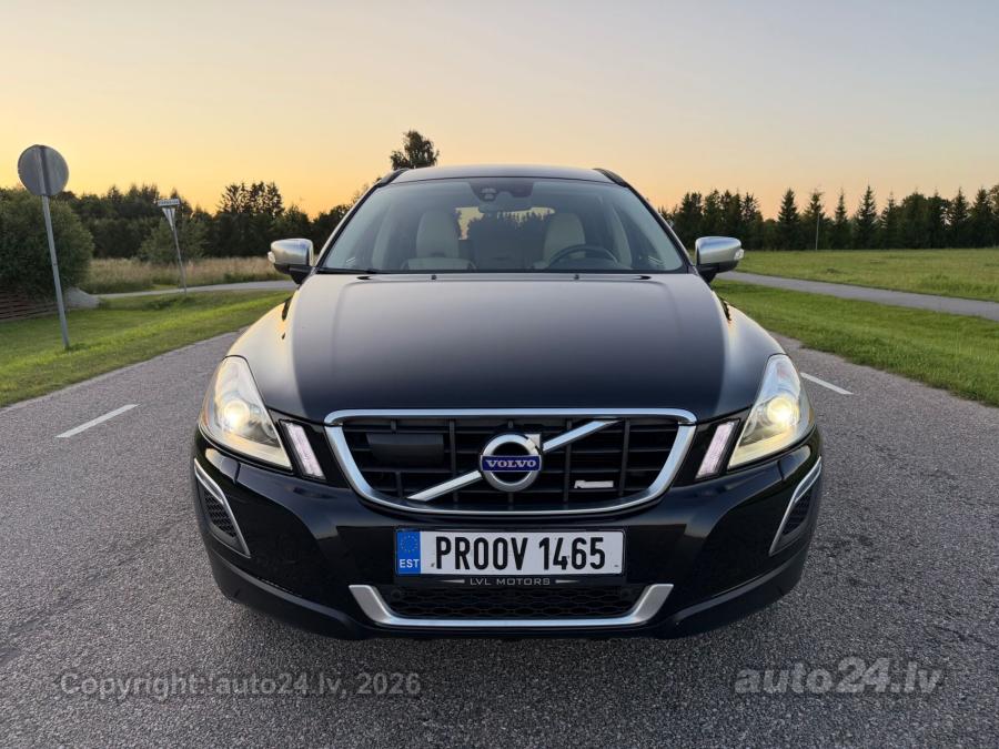 Melns Volvo XC60 2011 Tallina, ar dzinēja tilpumu 2.40 L un nobraukumu 275 tūkst. km par 10990 €, foto 9 vietnē AUTOMOTO.COM.LV