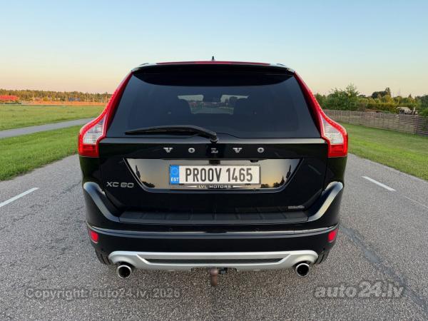 Melns Volvo XC60 2011 Tallina, ar dzinēja tilpumu 2.40 L un nobraukumu 275 tūkst. km par 10990 €, foto 10 vietnē AUTOMOTO.COM.LV