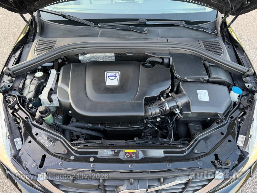 Melns Volvo XC60 2011 Tallina, ar dzinēja tilpumu 2.40 L un nobraukumu 275 tūkst. km par 10990 €, foto 31 vietnē AUTOMOTO.COM.LV