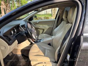 Melns Volvo XC60 2012 Pērnava, ar dzinēja tilpumu 2.40 L un nobraukumu 336 tūkst. km par 8200 €, foto 9 vietnē AUTOMOTO.COM.LV