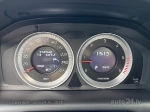 Melns Volvo XC60 2012 Pērnava, ar dzinēja tilpumu 2.40 L un nobraukumu 336 tūkst. km par 8200 €, foto 12 vietnē AUTOMOTO.COM.LV