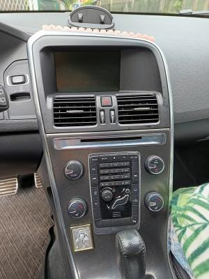 Black Volvo XC60 2012 in Tallinn, with an engine capacity of 0.00 L and mileage of 259 thousand km for 8500 €, photo 17 on AUTOMOTO.COM.LV