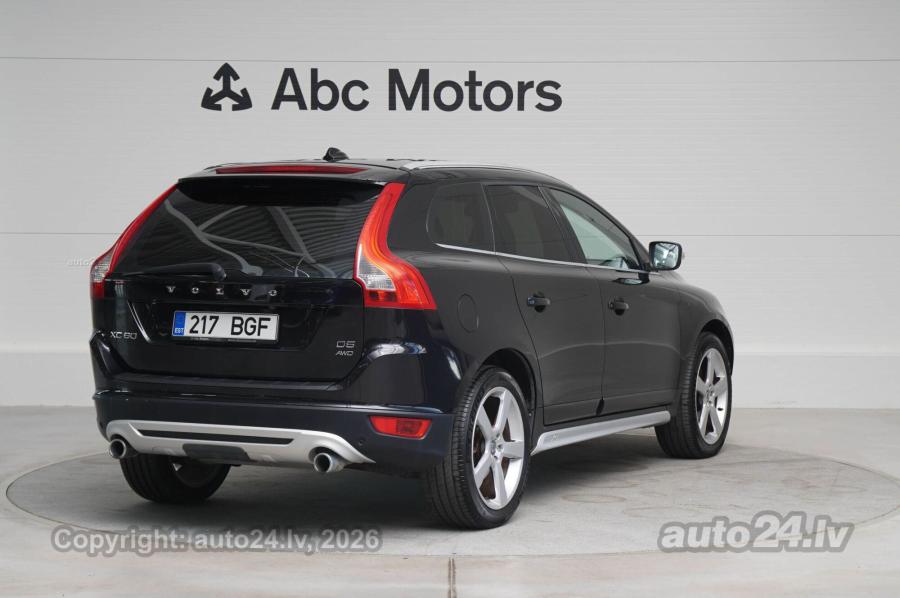 Melns Volvo XC60 2012 Tallina, ar dzinēja tilpumu 2.40 L un nobraukumu 169 tūkst. km par 12990 €, foto 5 vietnē AUTOMOTO.COM.LV