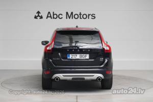 Melns Volvo XC60 2012 Tallina, ar dzinēja tilpumu 2.40 L un nobraukumu 169 tūkst. km par 12990 €, foto 6 vietnē AUTOMOTO.COM.LV