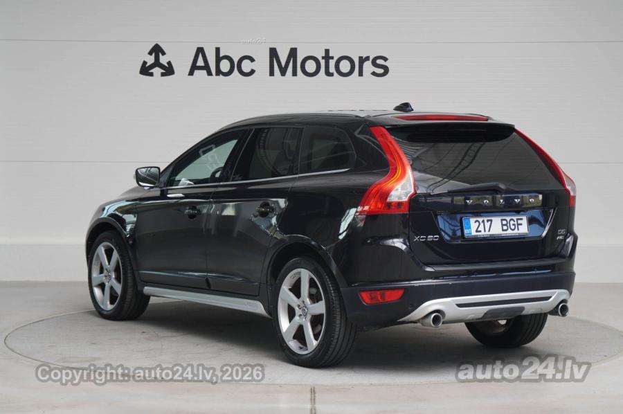 Melns Volvo XC60 2012 Tallina, ar dzinēja tilpumu 2.40 L un nobraukumu 169 tūkst. km par 12990 €, foto 7 vietnē AUTOMOTO.COM.LV