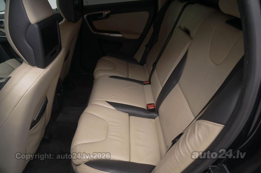 Melns Volvo XC60 2012 Tallina, ar dzinēja tilpumu 2.40 L un nobraukumu 169 tūkst. km par 12990 €, foto 11 vietnē AUTOMOTO.COM.LV