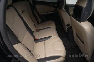 Melns Volvo XC60 2012 Tallina, ar dzinēja tilpumu 2.40 L un nobraukumu 169 tūkst. km par 12990 €, foto 14 vietnē AUTOMOTO.COM.LV
