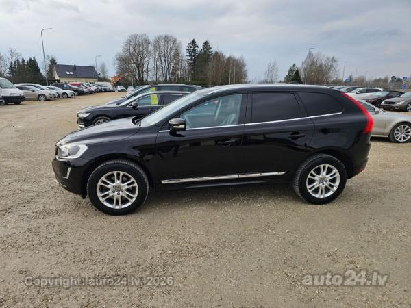Melns Volvo XC60 2013 Tartu, ar dzinēja tilpumu 2.00 L un nobraukumu 220 tūkst. km par 9990 €, foto 3 vietnē AUTOMOTO.COM.LV