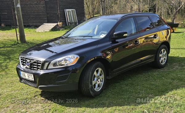 Melns Volvo XC60 2013 Tallina, ar dzinēja tilpumu 2.00 L un nobraukumu 283 tūkst. km par 9290 €, foto 1 vietnē AUTOMOTO.COM.LV