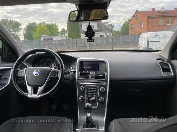 Black Volvo XC60 2014 in Tartu, with an engine capacity of 2.00 L and mileage of 225 thousand km for 8900 €, photo 9 on AUTOMOTO.COM.LV