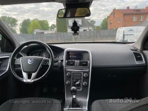 Черный Вольво ХС60 2014 в Тарту, объемом двигателя 2.00 л и пробегом 225 тыс. км за 8900 €, фото 10 на AUTOMOTO.COM.LV