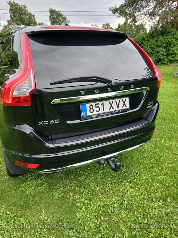 Melns Volvo XC60 2014 Tallina, ar dzinēja tilpumu 2.40 L un nobraukumu 265 tūkst. km par 13200 €, foto 2 vietnē AUTOMOTO.COM.LV