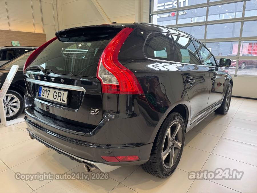 Melns Volvo XC60 2014 Rakvere, ar dzinēja tilpumu 2.40 L un nobraukumu 357 tūkst. km par 10800 €, foto 4 vietnē AUTOMOTO.COM.LV
