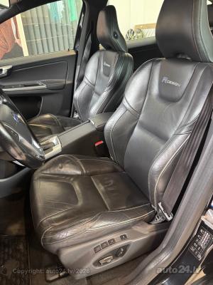 Melns Volvo XC60 2014 Rakvere, ar dzinēja tilpumu 2.40 L un nobraukumu 357 tūkst. km par 10800 €, foto 6 vietnē AUTOMOTO.COM.LV