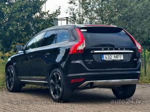 Melns Volvo XC60 2014 Tartu, ar dzinēja tilpumu 2.00 L un nobraukumu 266 tūkst. km par 10990 €, foto 5 vietnē AUTOMOTO.COM.LV
