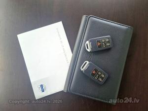 Melns Volvo XC60 2014 Tartu, ar dzinēja tilpumu 2.00 L un nobraukumu 266 tūkst. km par 10990 €, foto 21 vietnē AUTOMOTO.COM.LV