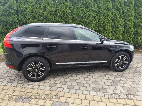 Melns Volvo XC60 2016 Paide, ar dzinēja tilpumu 2.00 L un nobraukumu 190 tūkst. km par 14990 €, foto 5 vietnē AUTOMOTO.COM.LV