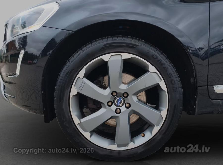 Melns Volvo XC60 2016 Tallina, ar dzinēja tilpumu 0.00 L un nobraukumu 131 tūkst. km par 14950 €, foto 7 vietnē AUTOMOTO.COM.LV