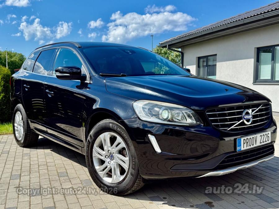 Black Volvo XC60 2017 in Tallinn, with an engine capacity of 2.40 L and mileage of 268 thousand km for 10999 €, photo 4 on AUTOMOTO.COM.LV