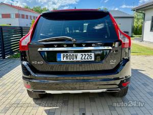 Black Volvo XC60 2017 in Tallinn, with an engine capacity of 2.40 L and mileage of 268 thousand km for 10999 €, photo 11 on AUTOMOTO.COM.LV