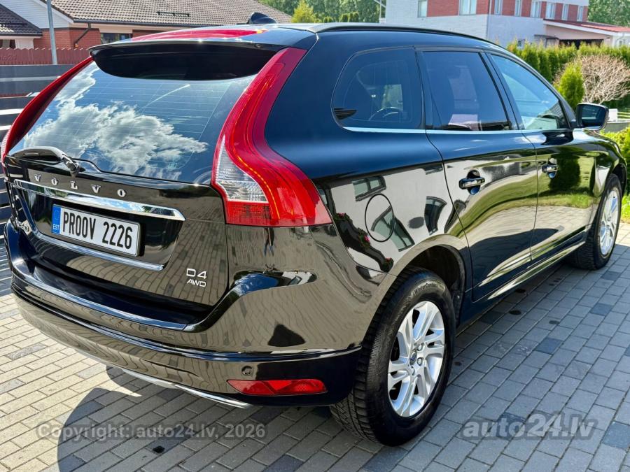 Black Volvo XC60 2017 in Tallinn, with an engine capacity of 2.40 L and mileage of 268 thousand km for 10999 €, photo 12 on AUTOMOTO.COM.LV