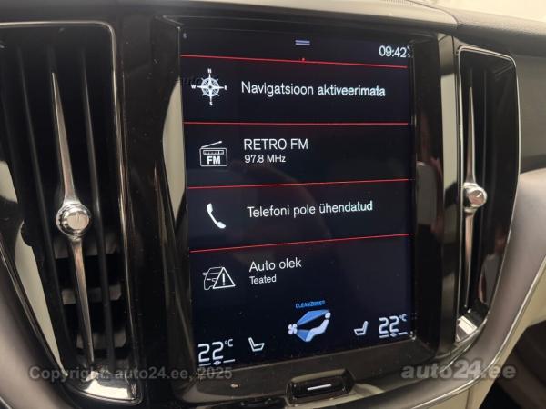 Черный Вольво ХС60 2018 в Таллин, объемом двигателя 2.00 л и пробегом 127 тыс. км за 22900 €, фото 11 на AUTOMOTO.COM.LV