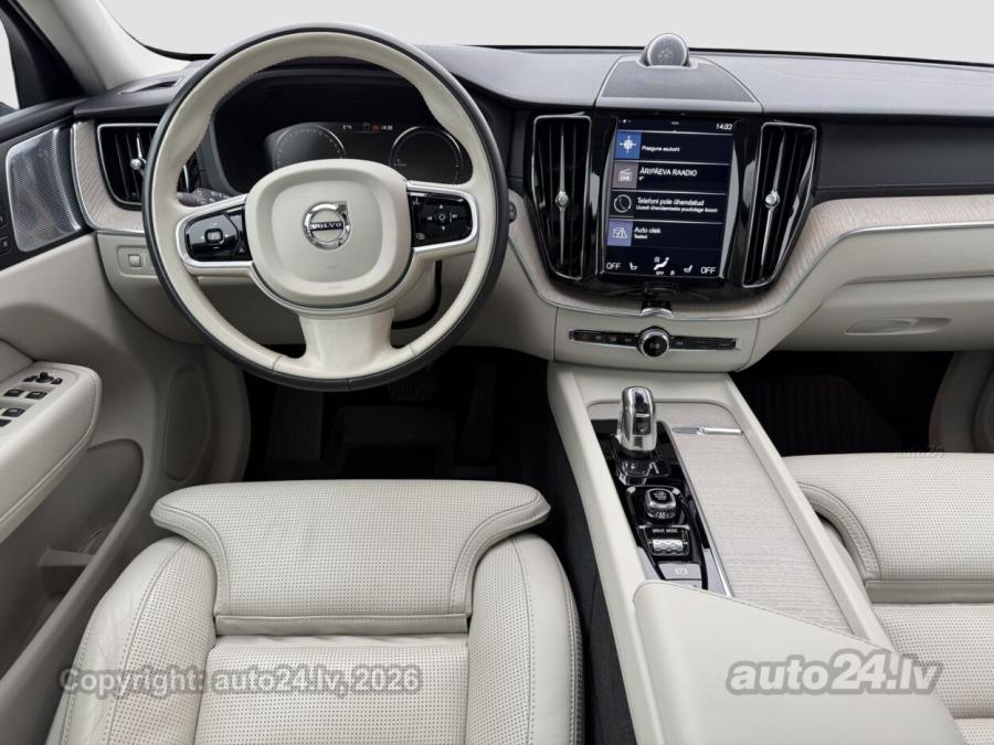 Melns Volvo XC60 2019 Pērnava, ar dzinēja tilpumu 2.00 L un nobraukumu 126 tūkst. km par 31900 €, foto 6 vietnē AUTOMOTO.COM.LV