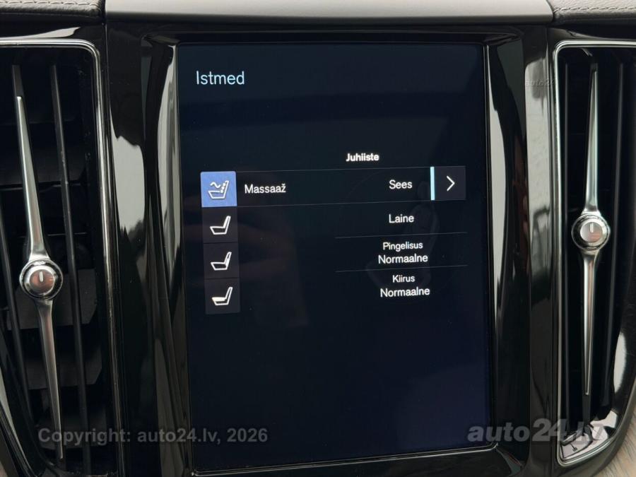 Melns Volvo XC60 2019 Pērnava, ar dzinēja tilpumu 2.00 L un nobraukumu 126 tūkst. km par 31900 €, foto 17 vietnē AUTOMOTO.COM.LV