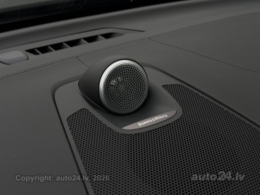 Melns Volvo XC60 2019 Pērnava, ar dzinēja tilpumu 2.00 L un nobraukumu 126 tūkst. km par 31900 €, foto 23 vietnē AUTOMOTO.COM.LV