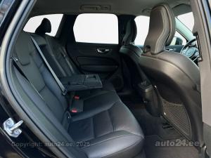 Melns Volvo XC60 2020 Pērnava, ar dzinēja tilpumu 2.00 L un nobraukumu 120 tūkst. km par 29900 €, foto 8 vietnē AUTOMOTO.COM.LV