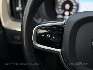 Melns Volvo XC60 2020 Pērnava, ar dzinēja tilpumu 2.00 L un nobraukumu 120 tūkst. km par 29900 €, foto 25 vietnē AUTOMOTO.COM.LV