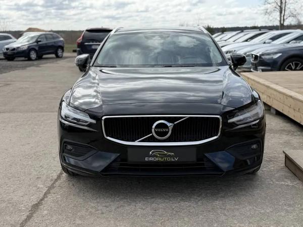 Black Volvo XC60 2020 in Riga, with an engine capacity of 2.00 L and mileage of 181 thousand km for 12900 €, photo 3 on AUTOMOTO.COM.LV