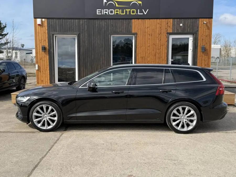 Black Volvo XC60 2020 in Riga, with an engine capacity of 2.00 L and mileage of 181 thousand km for 12900 €, photo 6 on AUTOMOTO.COM.LV