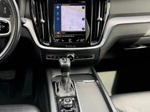 Black Volvo XC60 2020 in Riga, with an engine capacity of 2.00 L and mileage of 181 thousand km for 12900 €, photo 12 on AUTOMOTO.COM.LV