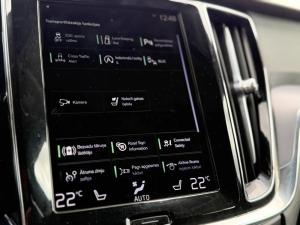 Black Volvo XC60 2020 in Riga, with an engine capacity of 2.00 L and mileage of 181 thousand km for 12900 €, photo 14 on AUTOMOTO.COM.LV