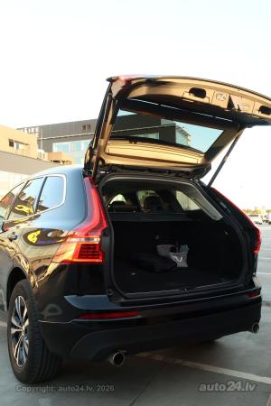 Melns Volvo XC60 2020 Tallina, ar dzinēja tilpumu 2.00 L un nobraukumu 93 tūkst. km par 30500 €, foto 7 vietnē AUTOMOTO.COM.LV