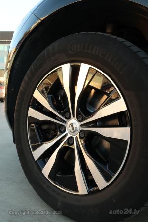 Melns Volvo XC60 2020 Tallina, ar dzinēja tilpumu 2.00 L un nobraukumu 93 tūkst. km par 30500 €, foto 8 vietnē AUTOMOTO.COM.LV