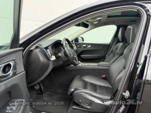 Black Volvo XC60 2020 in Tallinn, with an engine capacity of 2.00 L and mileage of 181 thousand km for 25500 €, photo 9 on AUTOMOTO.COM.LV