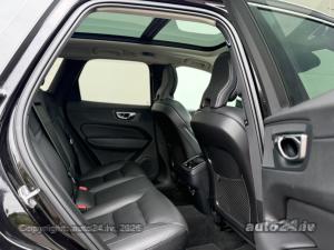 Black Volvo XC60 2020 in Tallinn, with an engine capacity of 2.00 L and mileage of 181 thousand km for 25500 €, photo 12 on AUTOMOTO.COM.LV