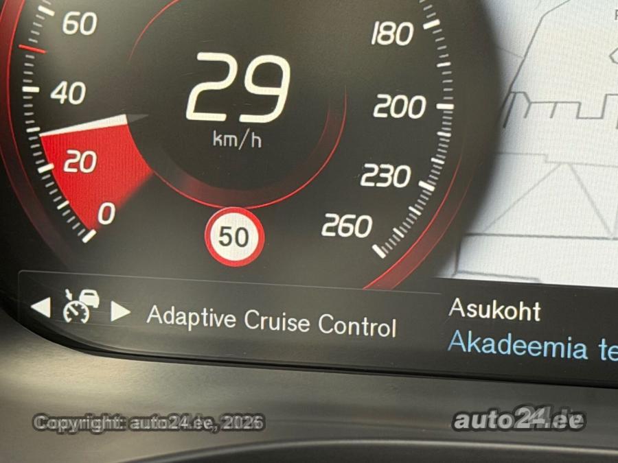 Black Volvo XC60 2020 in Tallinn, with an engine capacity of 2.00 L and mileage of 181 thousand km for 25500 €, photo 21 on AUTOMOTO.COM.LV